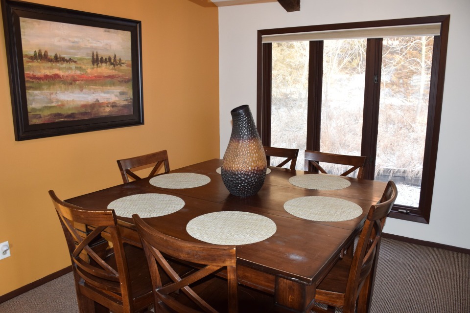 Crescent Ridge Cabin at Hitchcock Nature Center - Pottawattamie ...